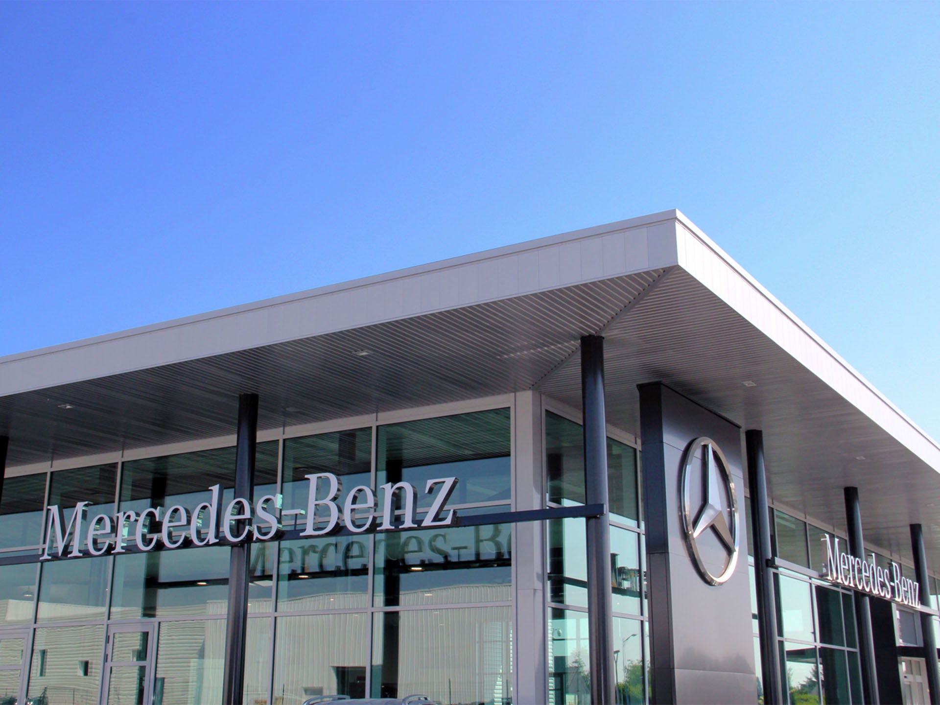 Mercedez-Benz Dealer | Joris Ide United Kingdom