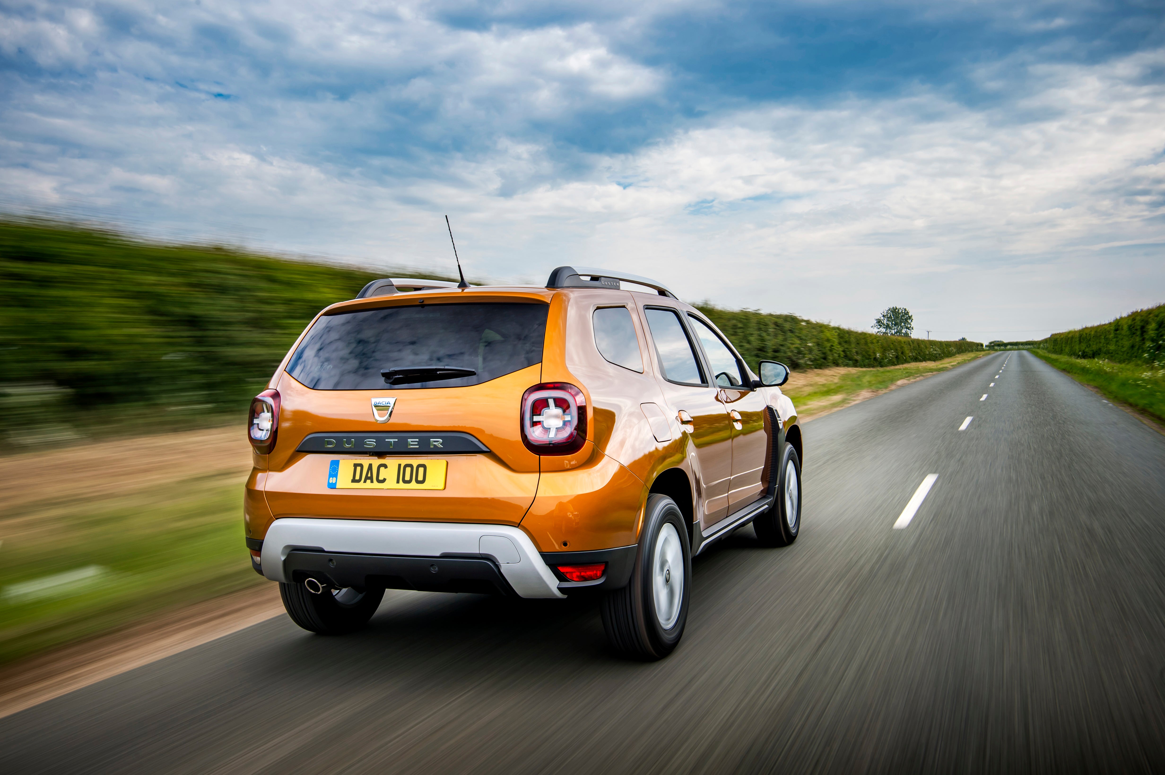 Dacia Duster Review 2021 | heycar