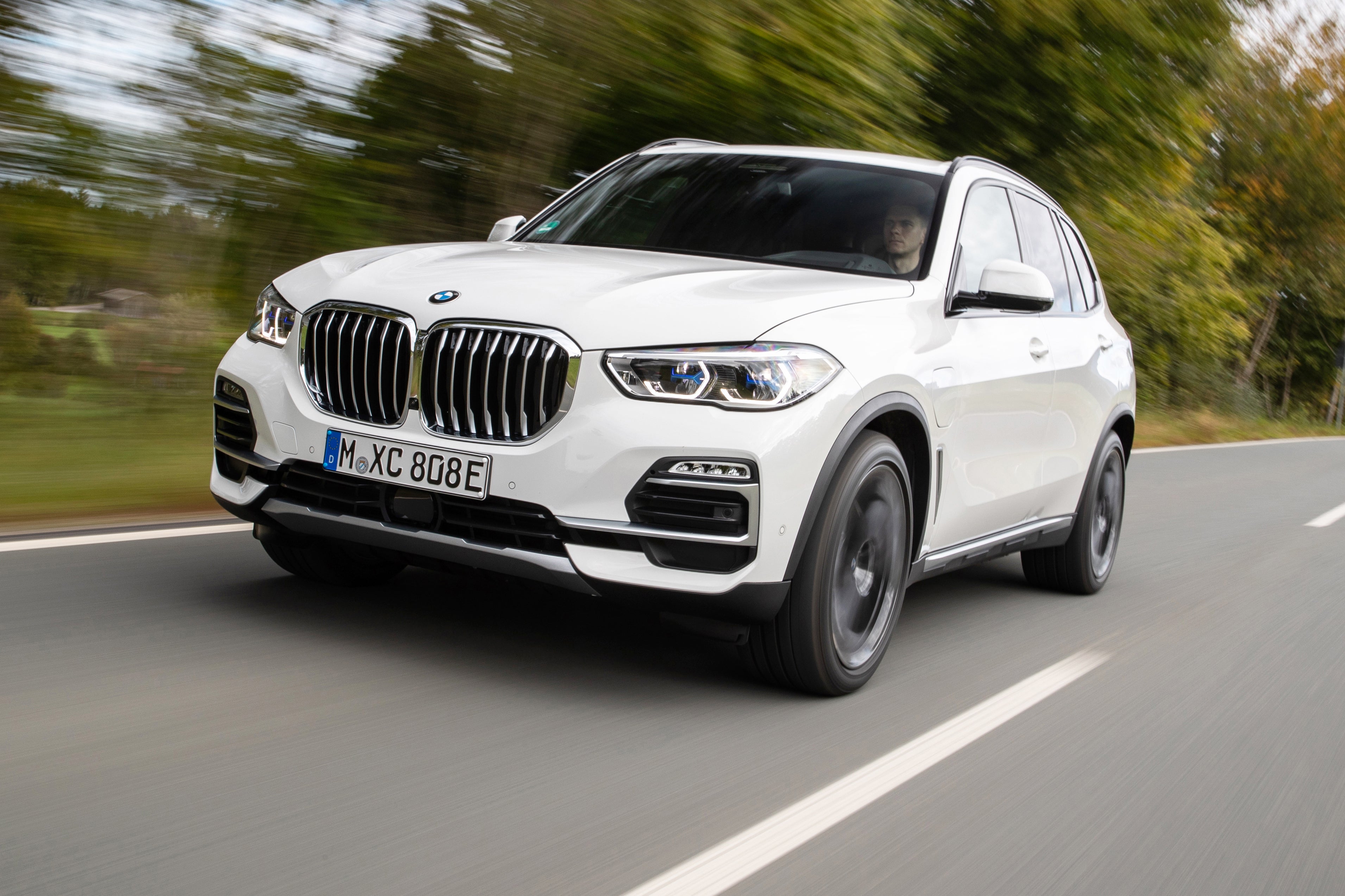 Best hybrid SUVs 2022 | heycar