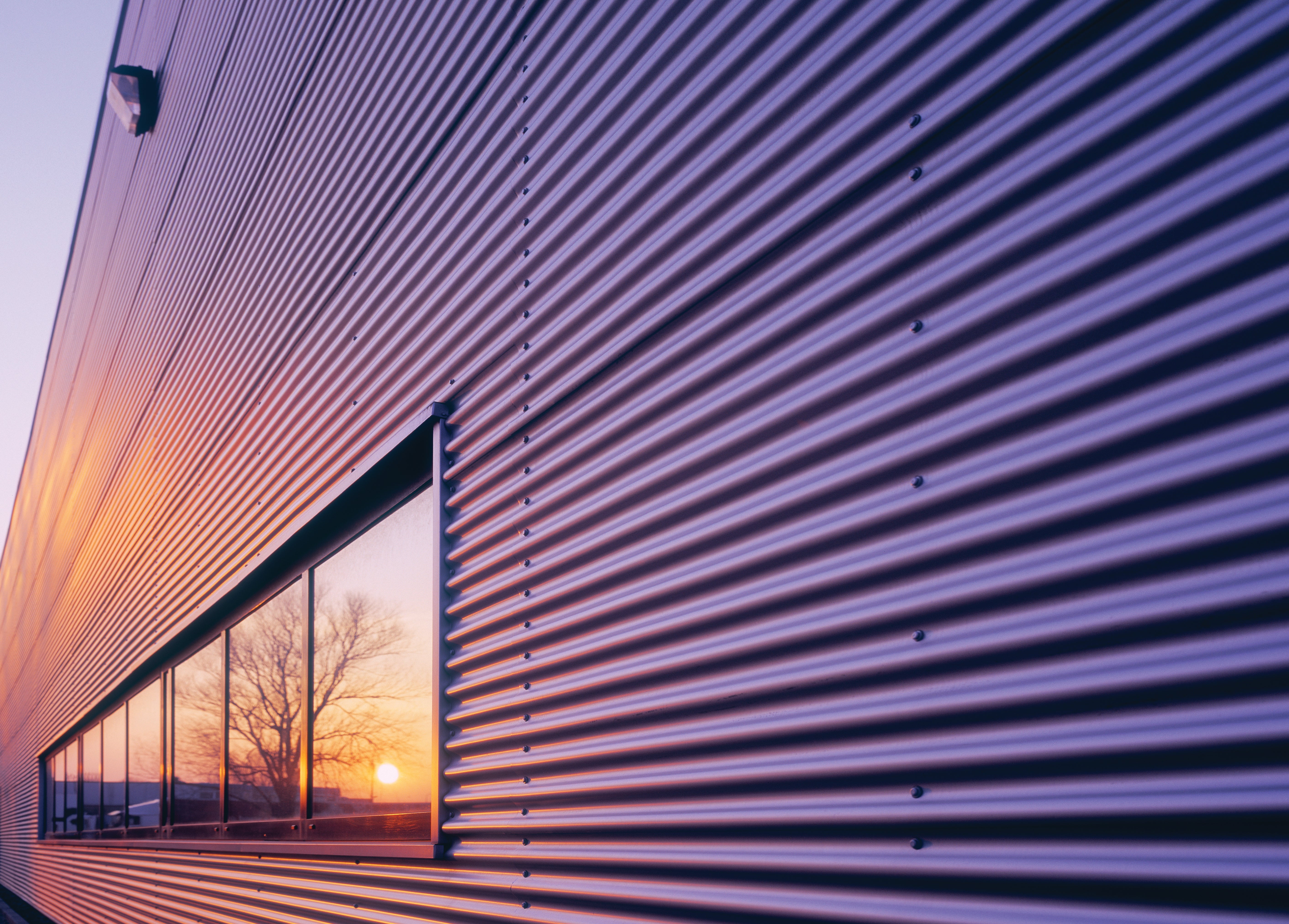 PPG DuraNEXT™ Energy Curable Coil Coatings Wins the 2024 METALCON Top ...