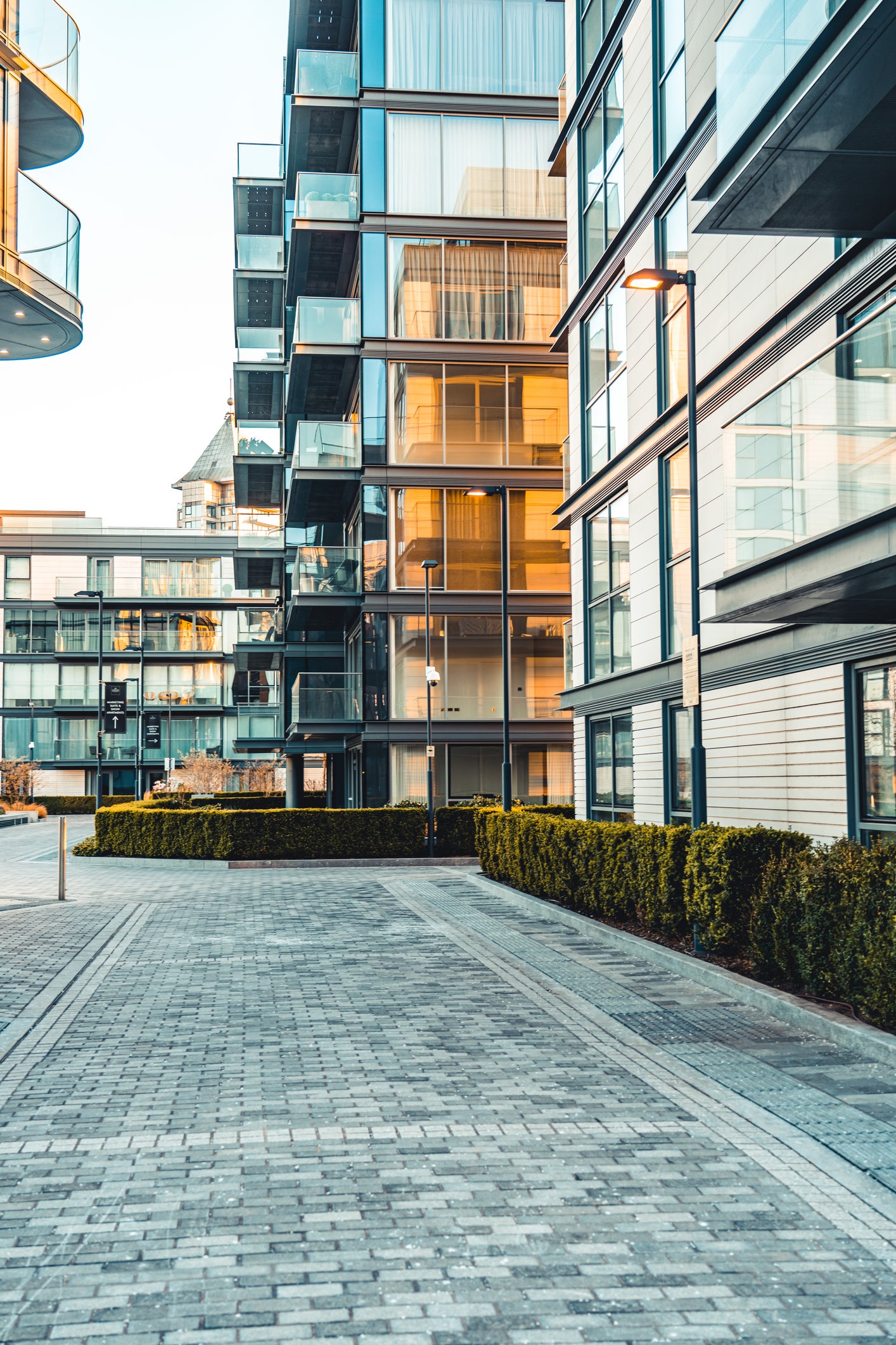 Downing Crowd | Bond Programme