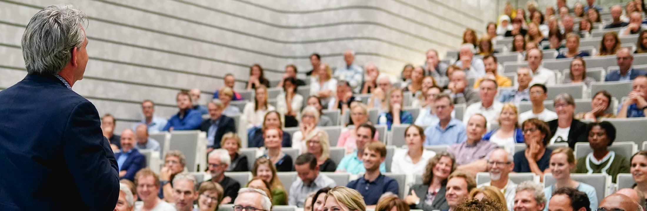 Education for professionals - Academisch Centrum Tandheelkunde Amsterdam