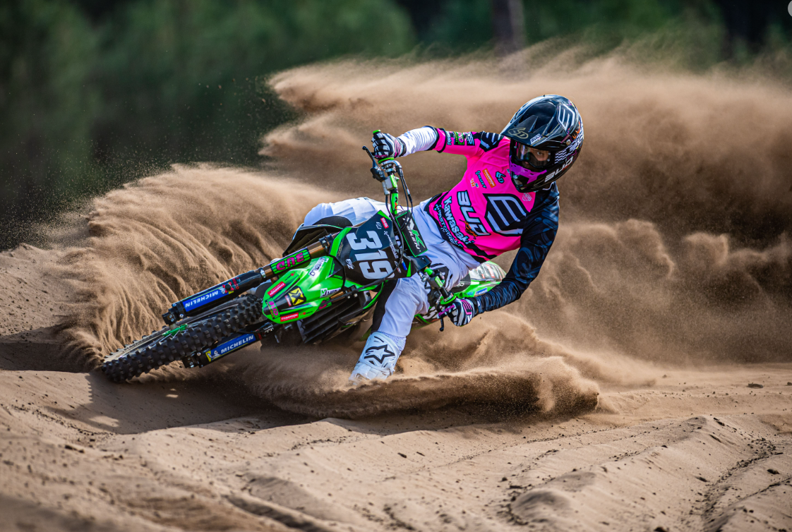 Champion Lubricants & KAWASAKI BUD RACING change in continuity