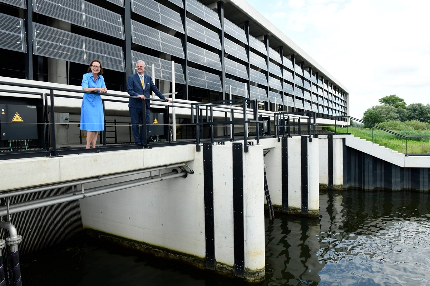 Evides opent grootste ruw water innamepompstation van Nederland ...