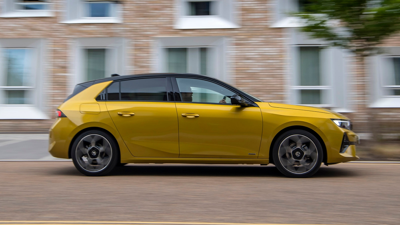 Vauxhall Astra Review 2024 | Motorpoint