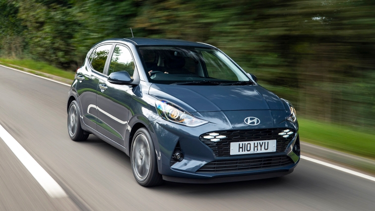 The 10 best small cars for motorway driving | Motorpoint