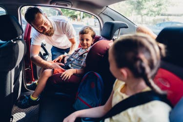 The family car buying guide: how to choose the perfect vehicle | Motorpoint