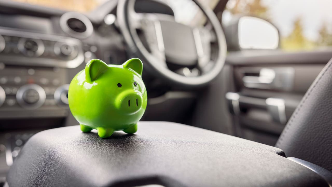 Simple ways to improve your fuel economy | Motorpoint