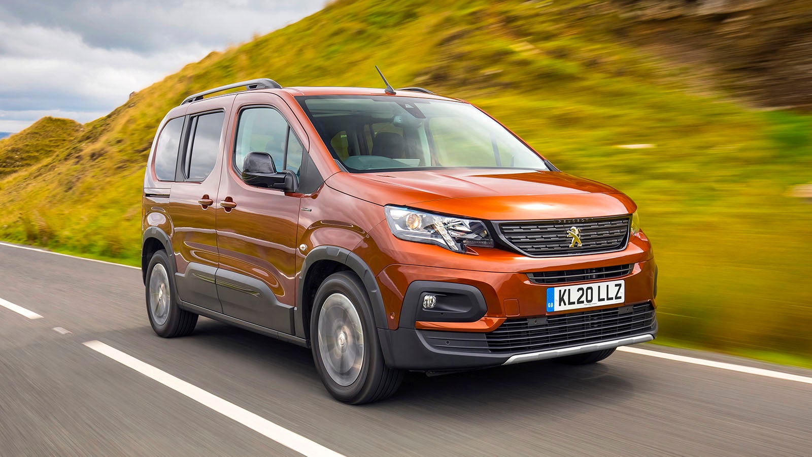 Peugeot car and SUV range explained | Motorpoint