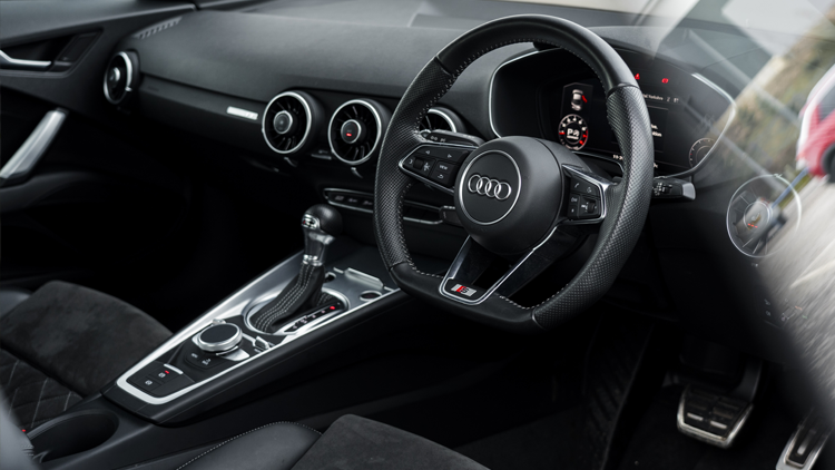 Sell my car | Get paid in 60 seconds | Motorpoint