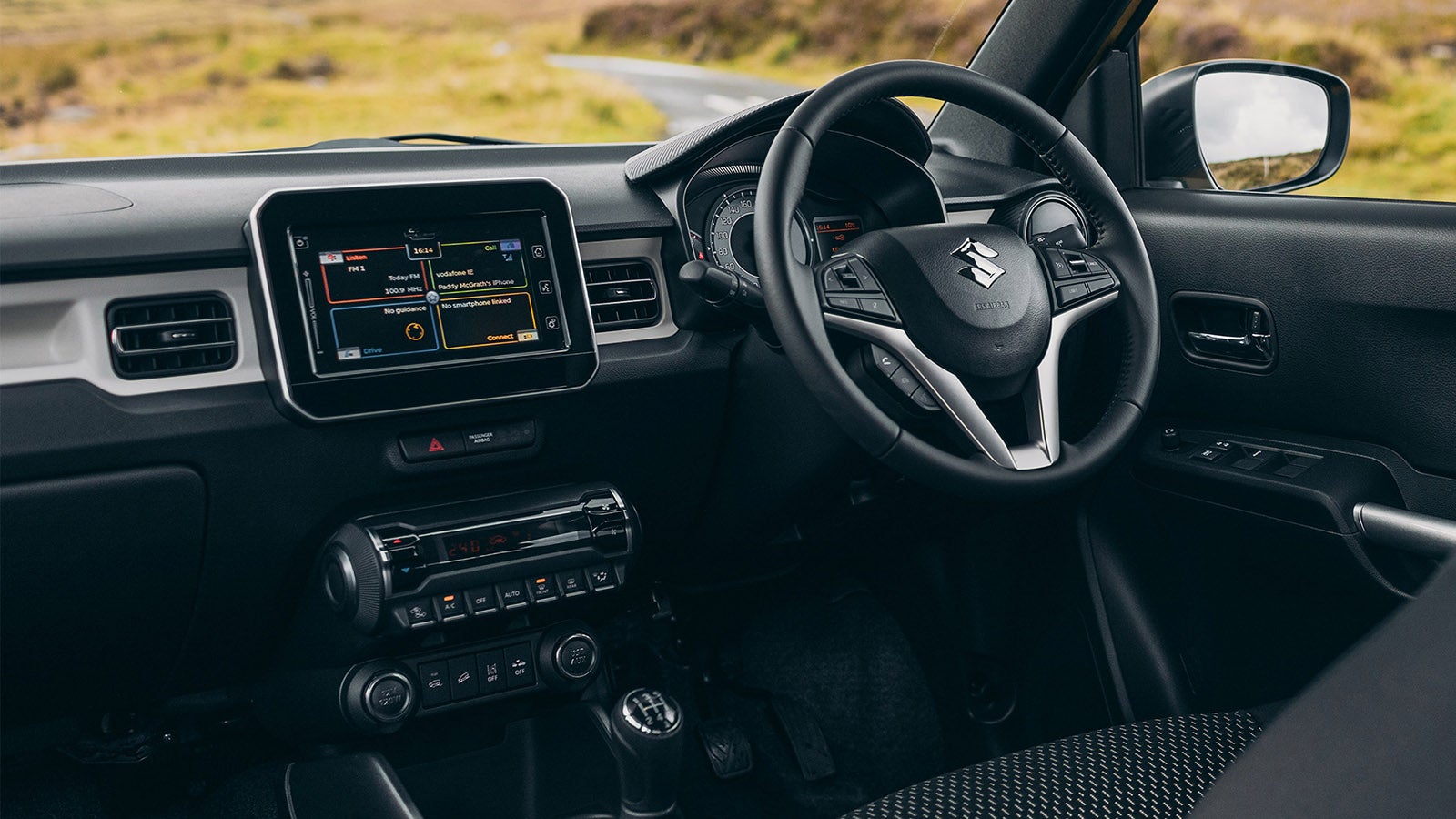 Suzuki Ignis review 2024 | Motorpoint