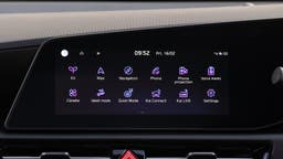 Kia Niro review 2025 | Motorpoint