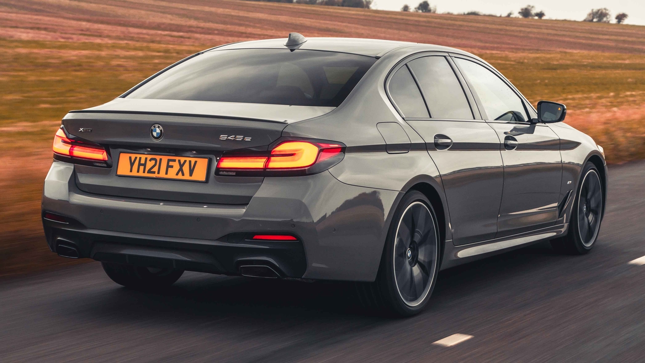 2025 BMW 5 Series Review | Motorpoint