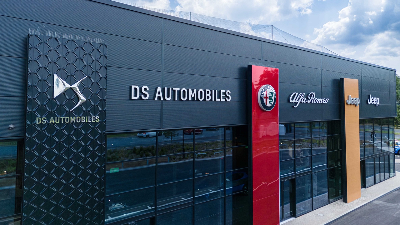 What is Stellantis and which car brands are part of it? | Motorpoint
