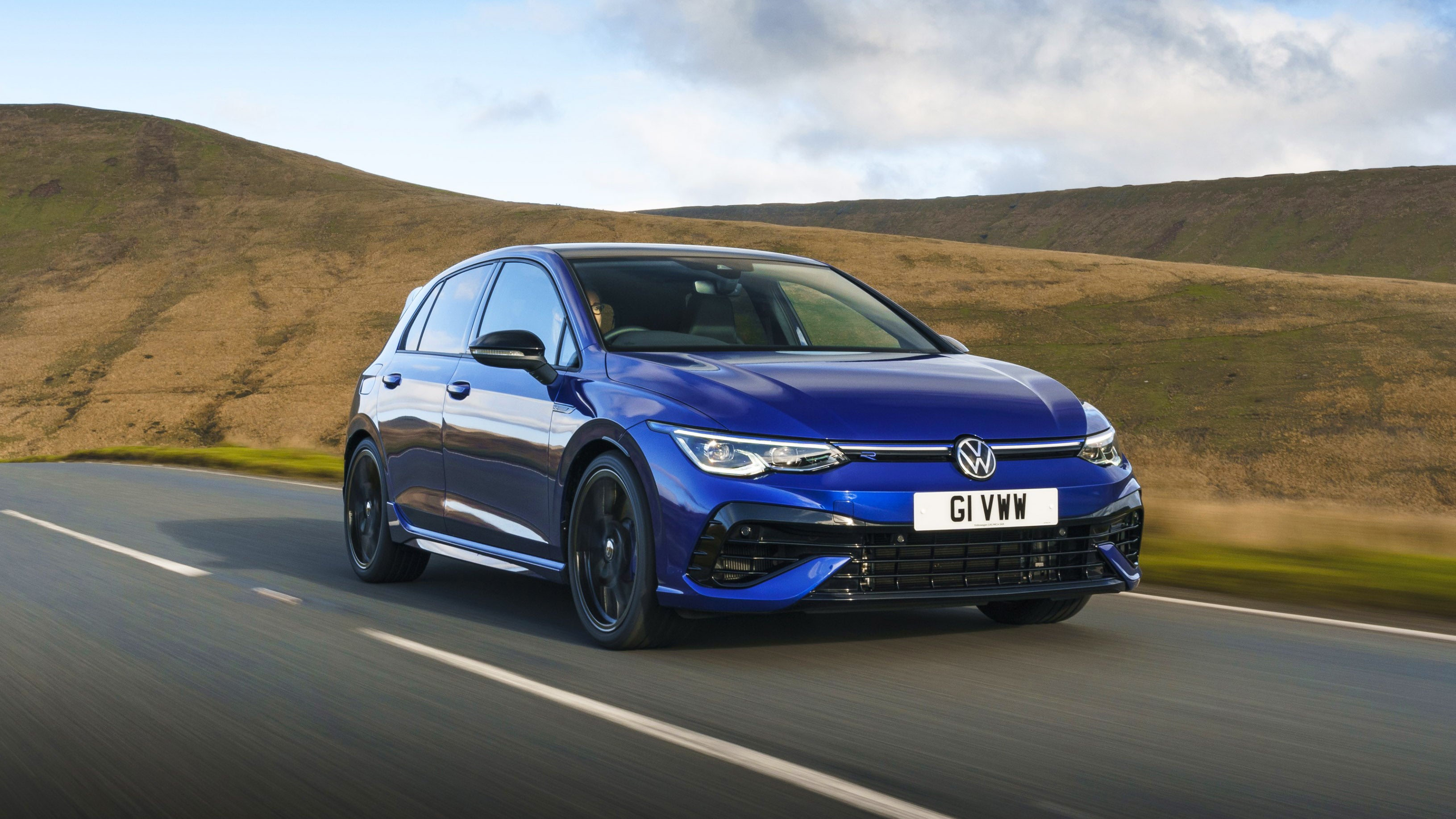 Volkswagen SUV and car model range explained | Motorpoint