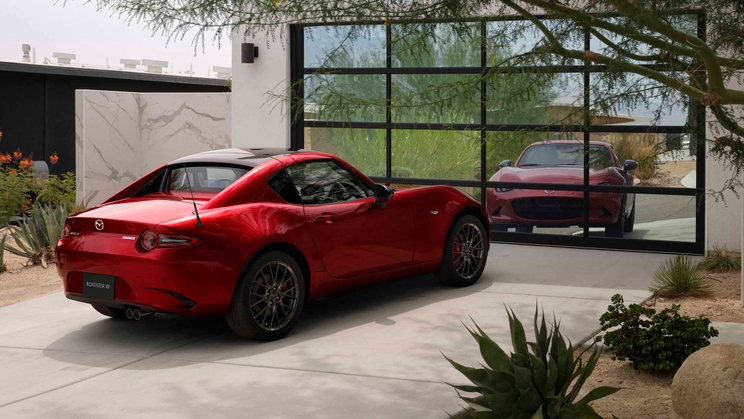 Mazda SUV and car model range explained | Motorpoint