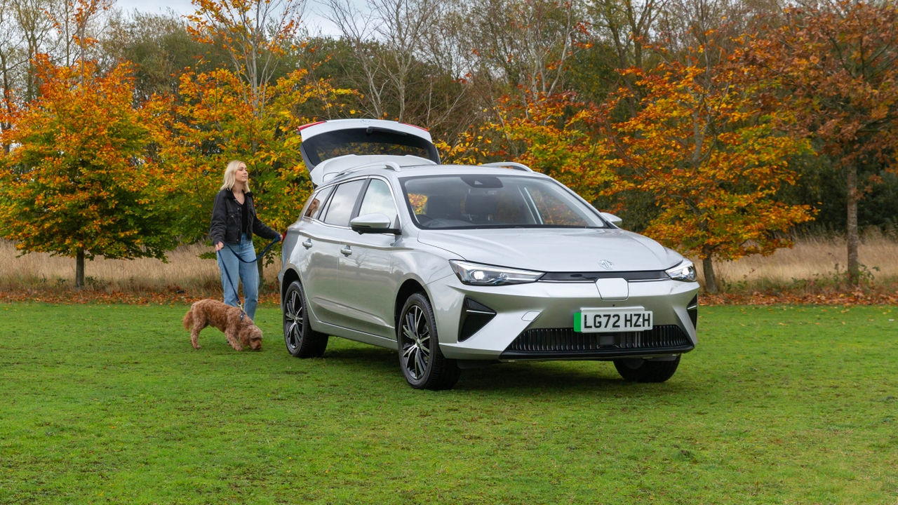 The best electric estate cars to buy in 2025 | Motorpoint