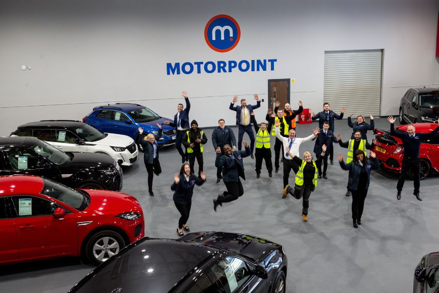 Motorpoint Maidstone jumps for joy as Mayor cuts the blue ribbon and ...