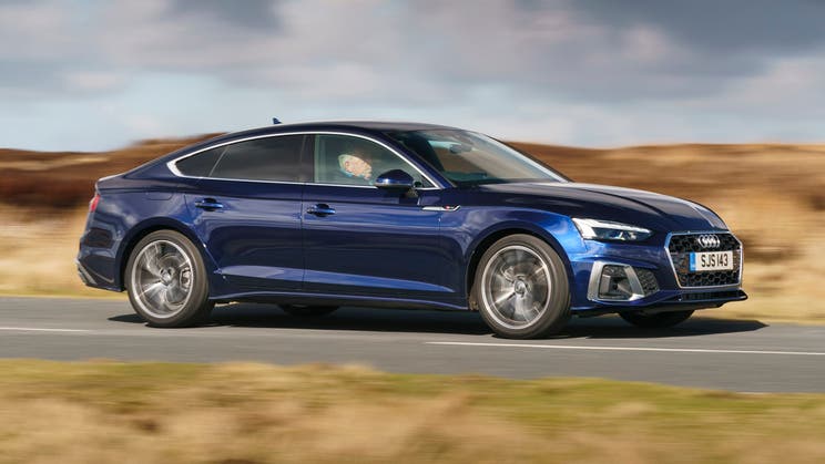 The best cars for long-distance driving | Motorpoint